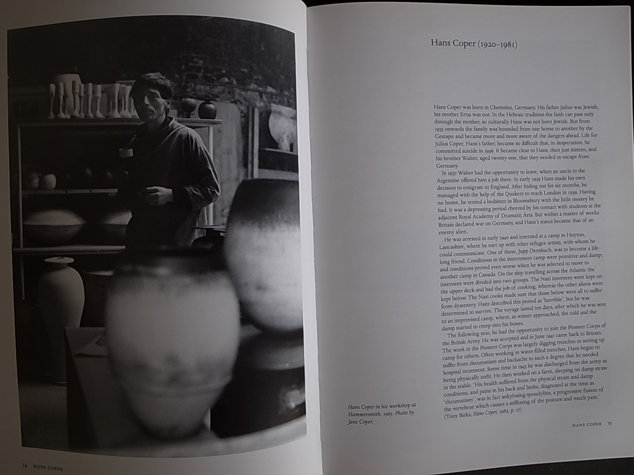 MODERN POTS HANS COPER, LUCIE RIE & THEIR CONTEMPORARIES / Cyril ...