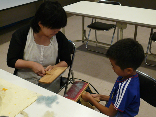 毛糸紡ぎ体験 : サファリな連中