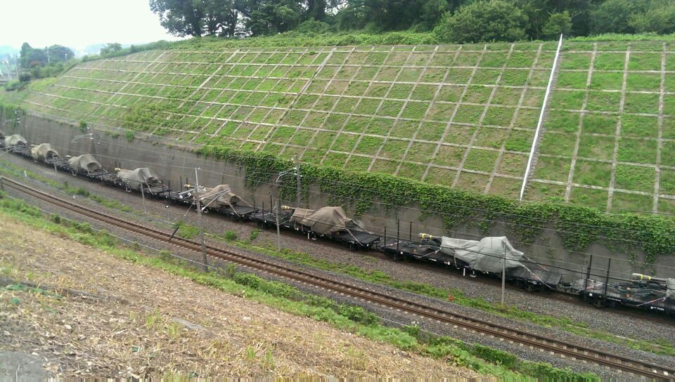 自衛隊機材輸送列車 : e-stationショップブログ 自衛隊機材輸送列車 : e-stationショップブログ