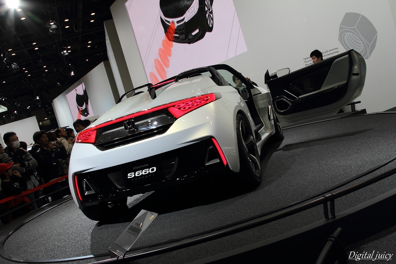 HONDA S660 CONCEPT : Digital juicy