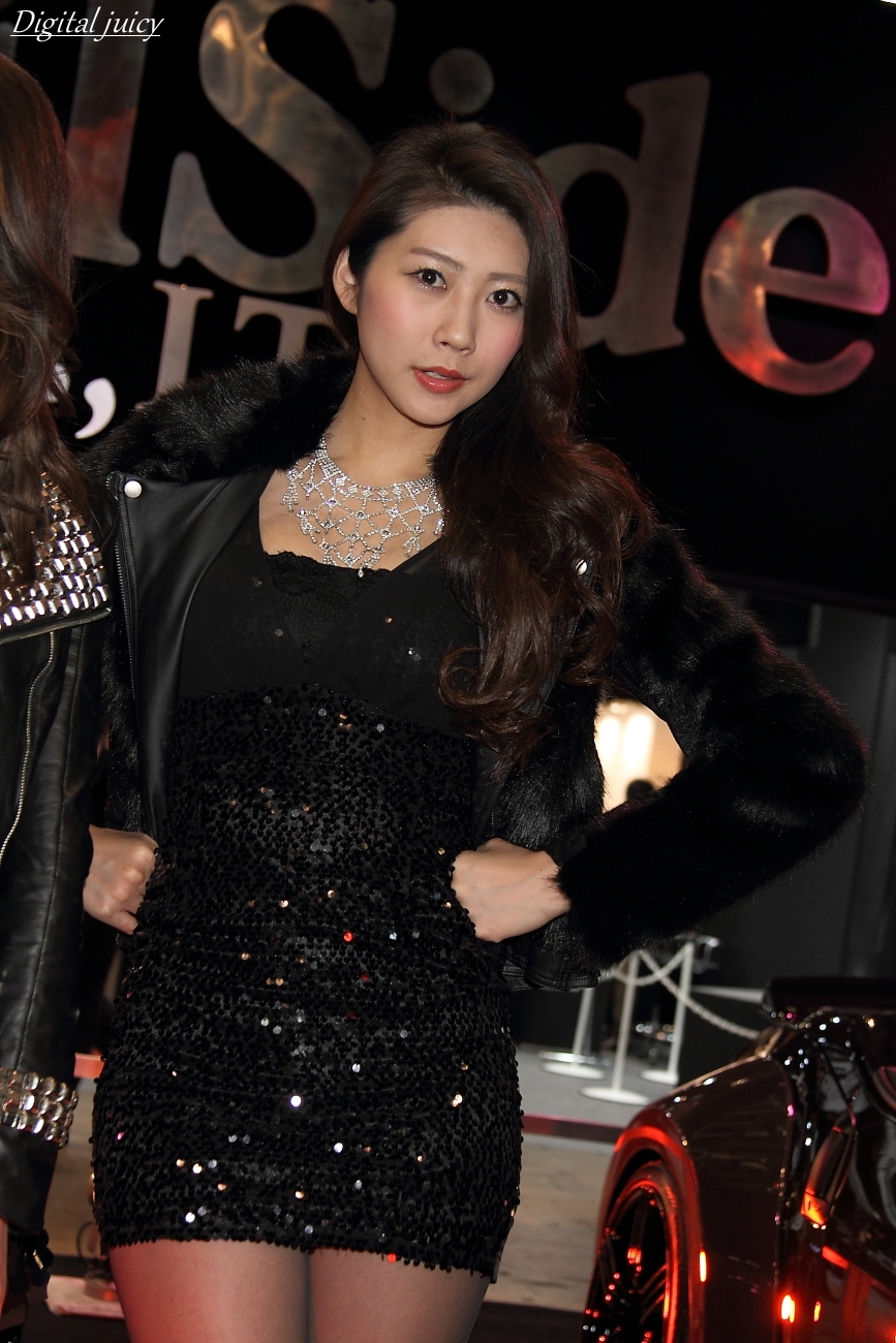 緒方菜津希 さん（VeilSide CO.,LTD ブース） ・・・ パート1 : Digital juicy