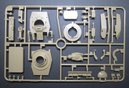 Tamiya 35159-C [AAVP7A1の現用アメリカ軍ドライバー半身像] : 模型慕情