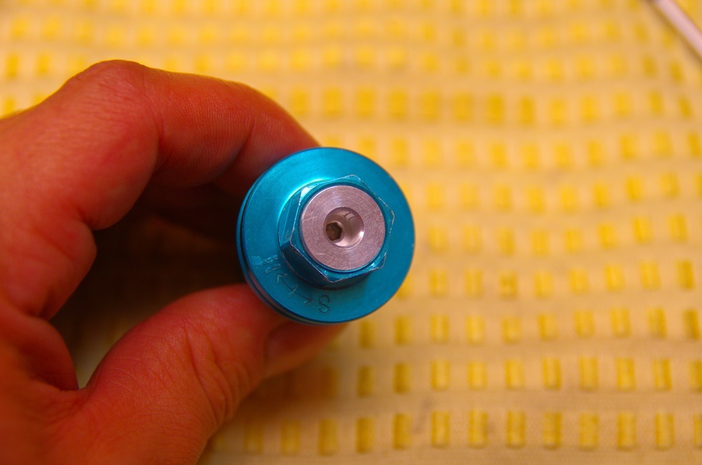 【DB7】オーリンズフォーク組立（その3） : だいちゃんガレージ