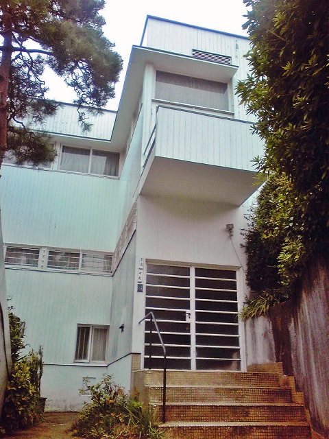 陽あたりのいい部屋で…（2）土浦亀城邸 : モダン周遊