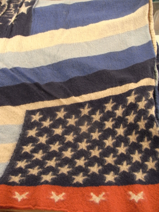 縮絨ウール フラッグパッチワークマフラー : SAPPORO STAFF BLOG