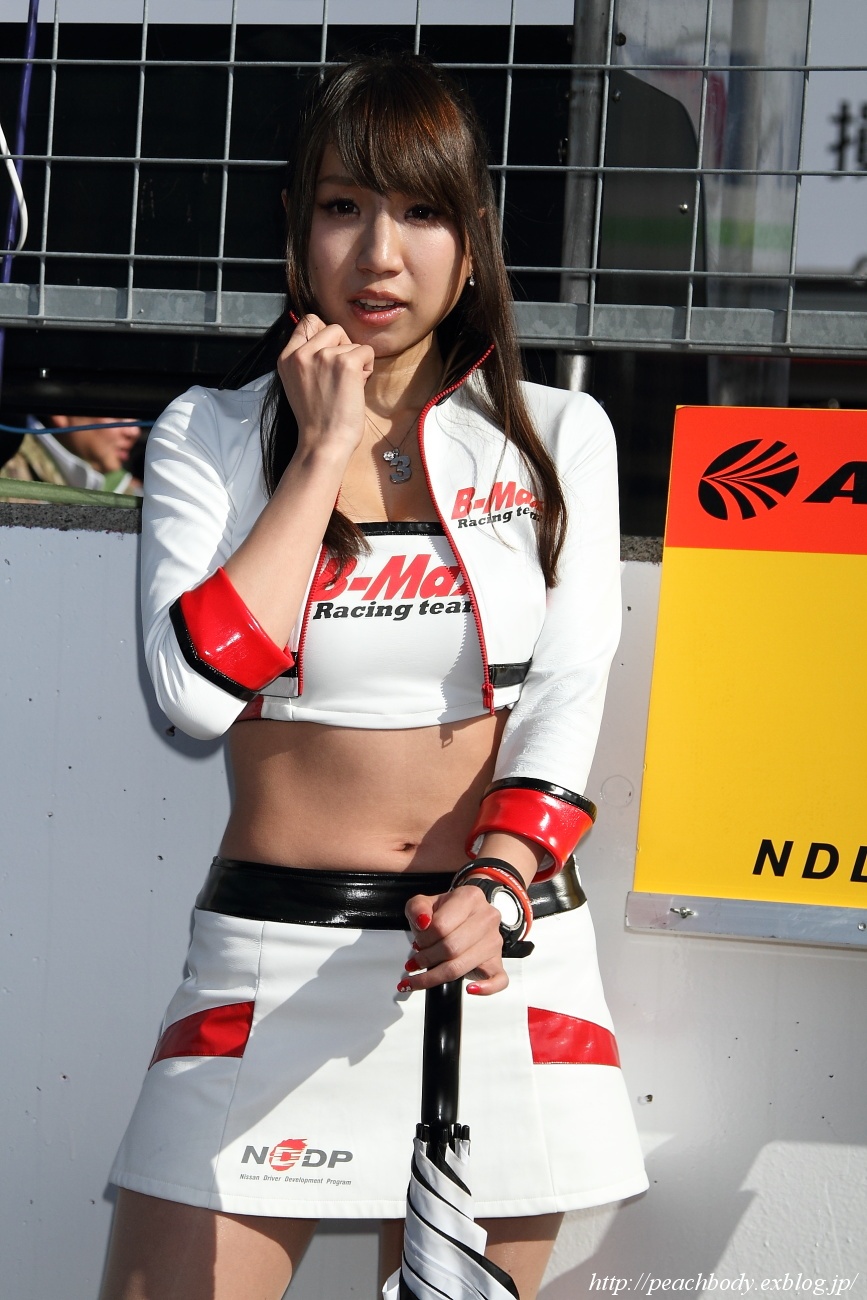 真山明梨 さん（B-MAX NDDP Racing Girl） : Peach Body