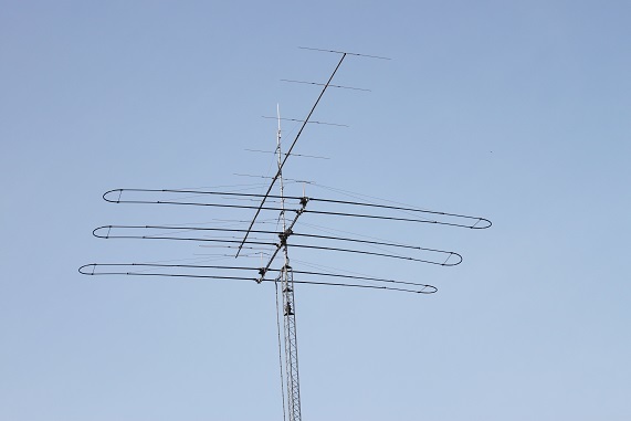 DB18E+CL610A : Let's Enjoy 50MHz