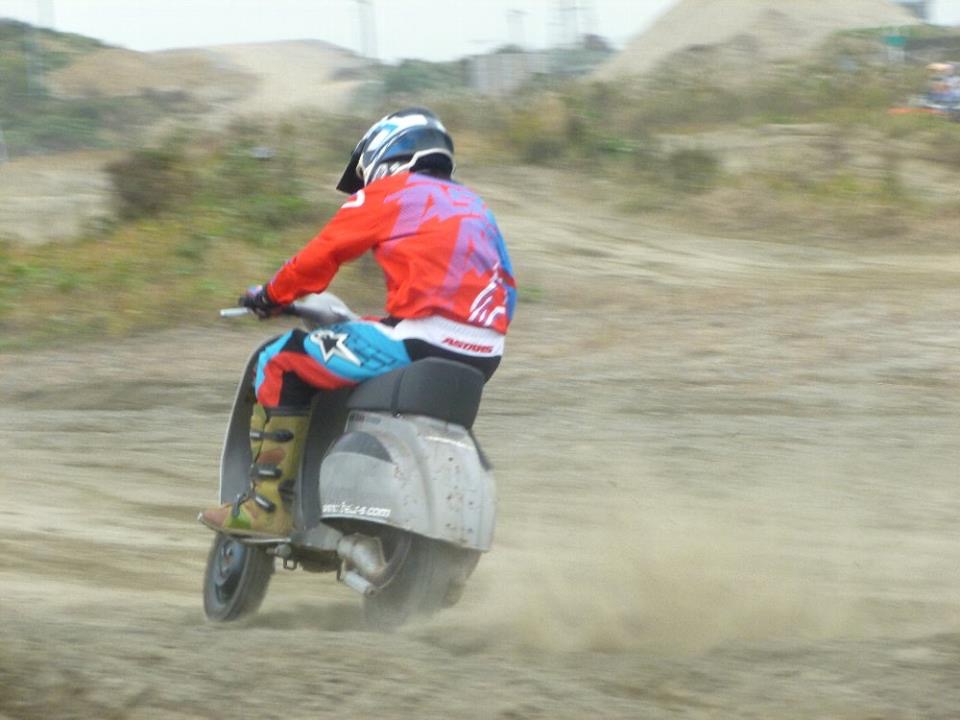 SCOOTER CROSS VOL.6 : 東京ヴェスパBlog