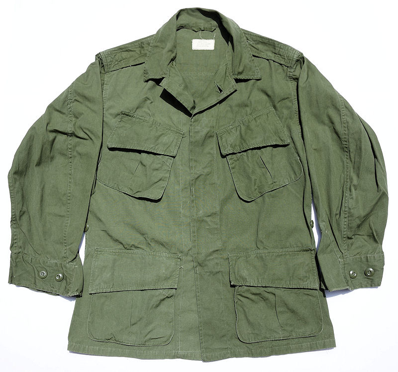 2nd pattern jungle fatigue, DAJB03-66-C-0255 : D.M.Z.