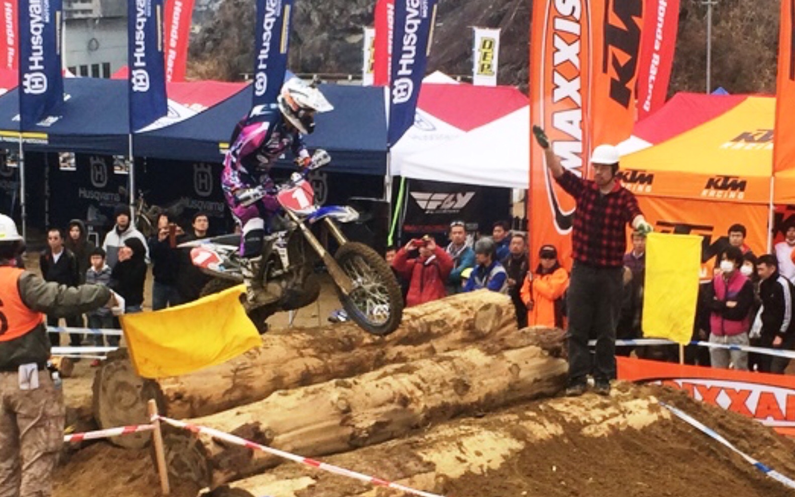 JNCC / Japan National Cross-Country : 蝦夷富士発バイク事情