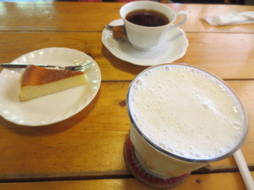 COFFEE HOUSE MINIMINI (コーヒーハウス・ミニミニ) : じてんしゃでグルメ! 2