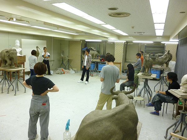 大型動物塑像／彫刻科 : ヨゾコブ