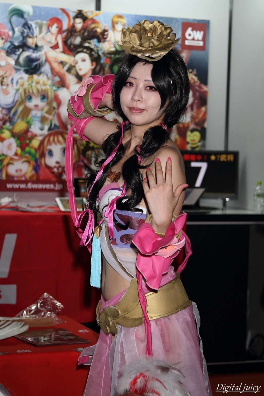 6waves ブース : Digital juicy