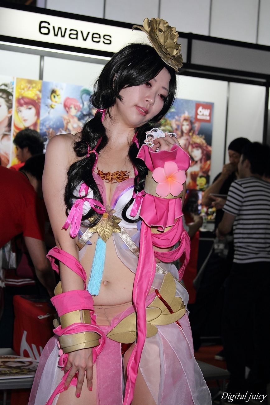 6waves ブース : Digital juicy