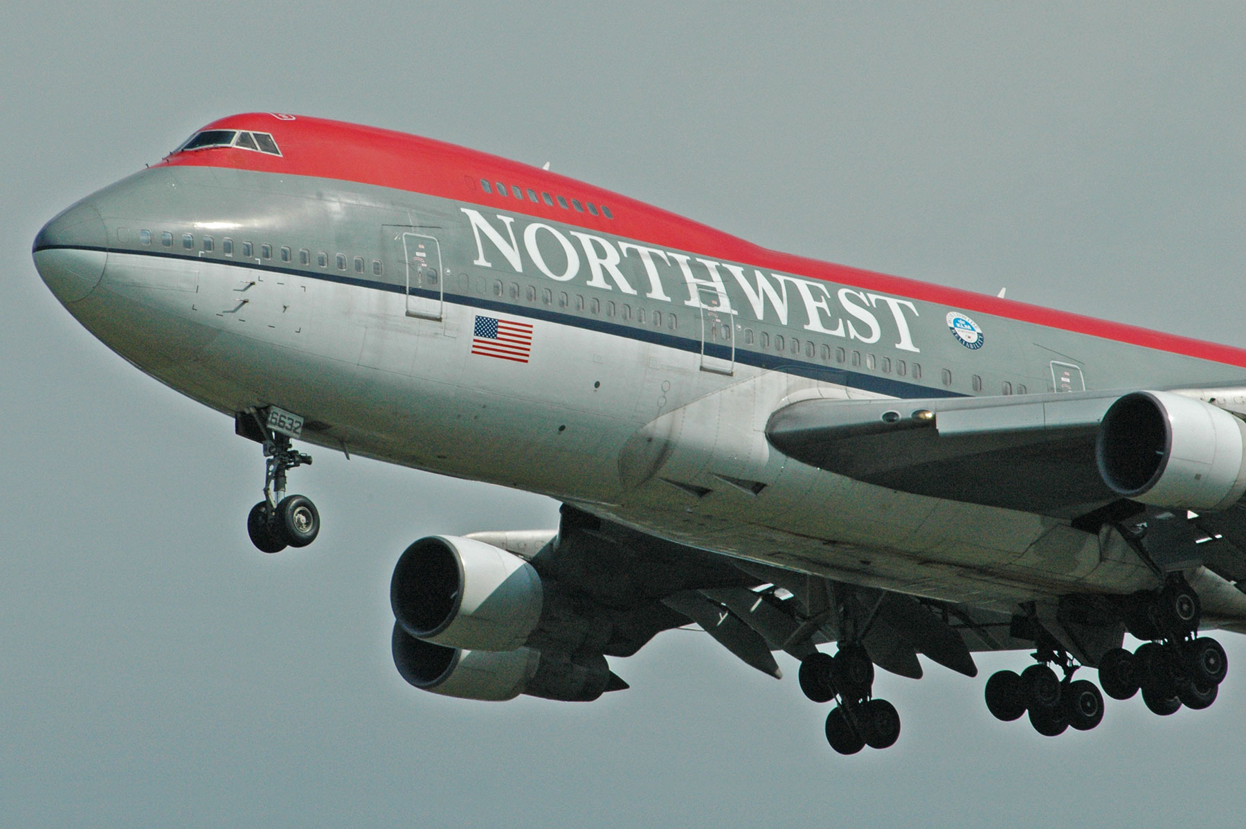 BOEING 747-200B / N632US : SKY LOUNGE GARDEN -transporter side-