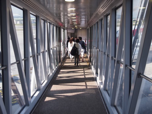 [バリ島旅行記 2016]マレーシア航空「MH715便」の機内食 : ひつじ雲