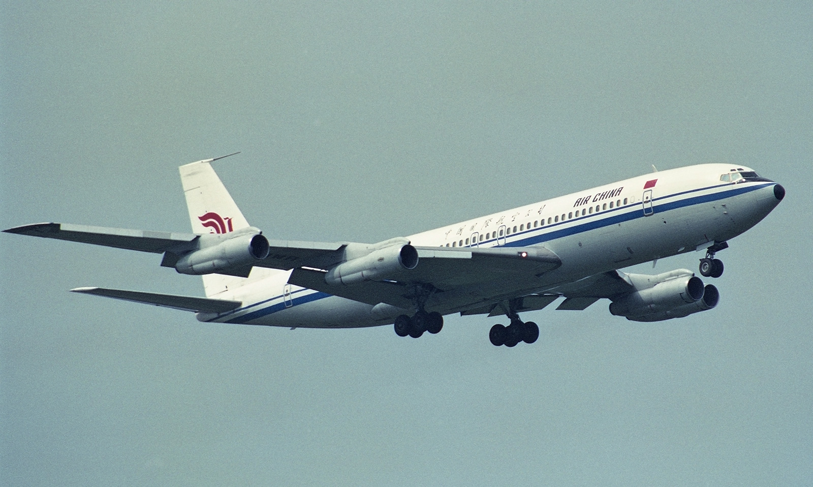 BOEING 707-300 / B-2414 : SKY LOUNGE GARDEN -transporter side-