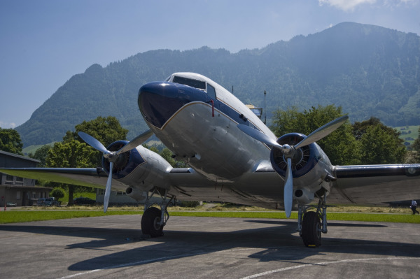 DC-3の歴史 : 熊本 時計の大橋 オフィシャルブログ