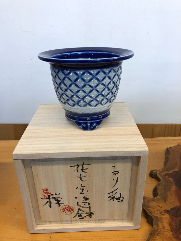 三橋さんの欅透かし鉢入荷 : □ サムライ オーキッド □ 富貴蘭 三橋さんの欅透かし鉢入荷 : □ サムライ オーキッド □ 富貴蘭
