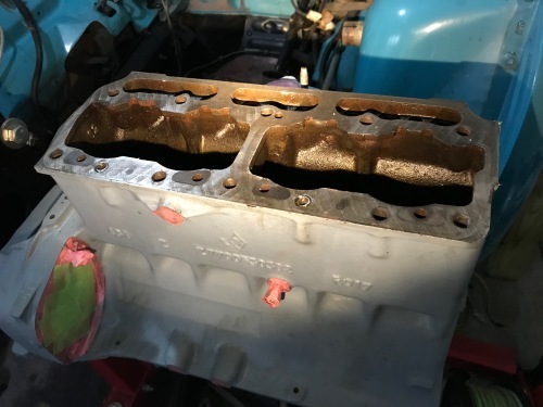 折れたボルトの抜き取り シリンダーヘッドボルトの抜き取りコツコツ進行中 : 「 改造魂