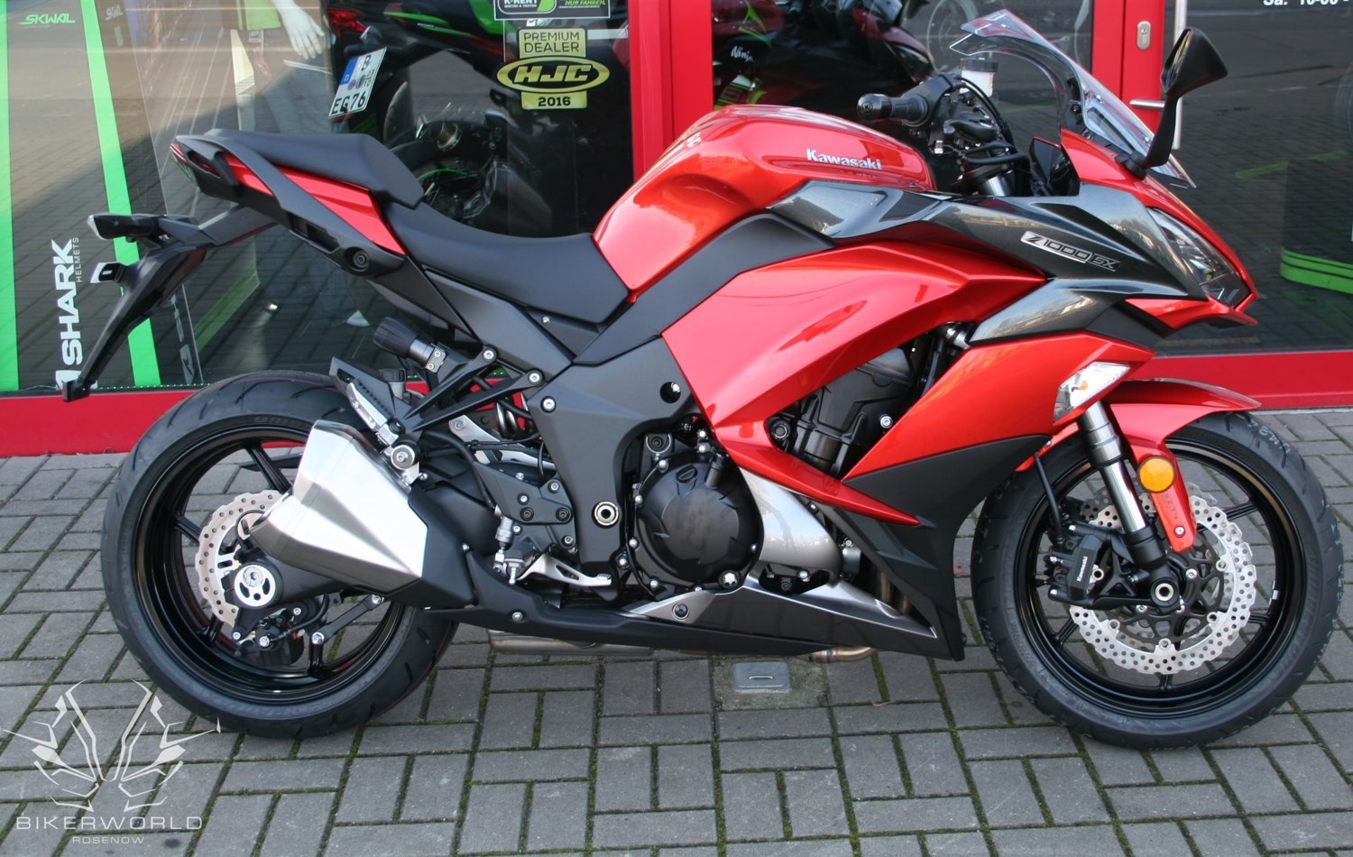 Kawasaki Ninja1000 : from kitchen of "Far East Cafe"