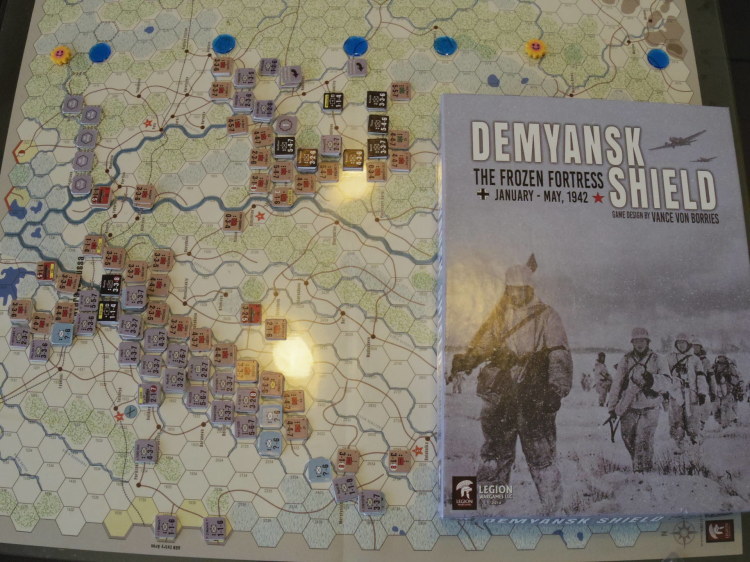 デミヤンスク・ポケット救う道、もはやこれしか無いんだと... (LWG)「Demyansk Shield:The Frozen ...