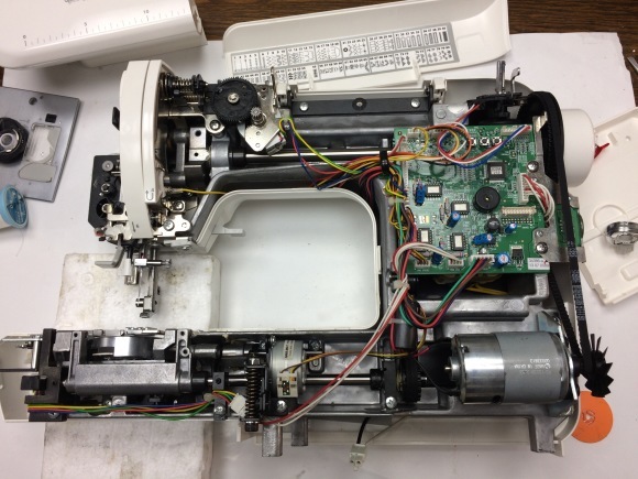 シンガー プレミオⅡ 6790SDXの修理です。 : 井本ブラザー商会 シンガー プレミオⅡ 6790SDXの修理です。 : 井本ブラザー商会