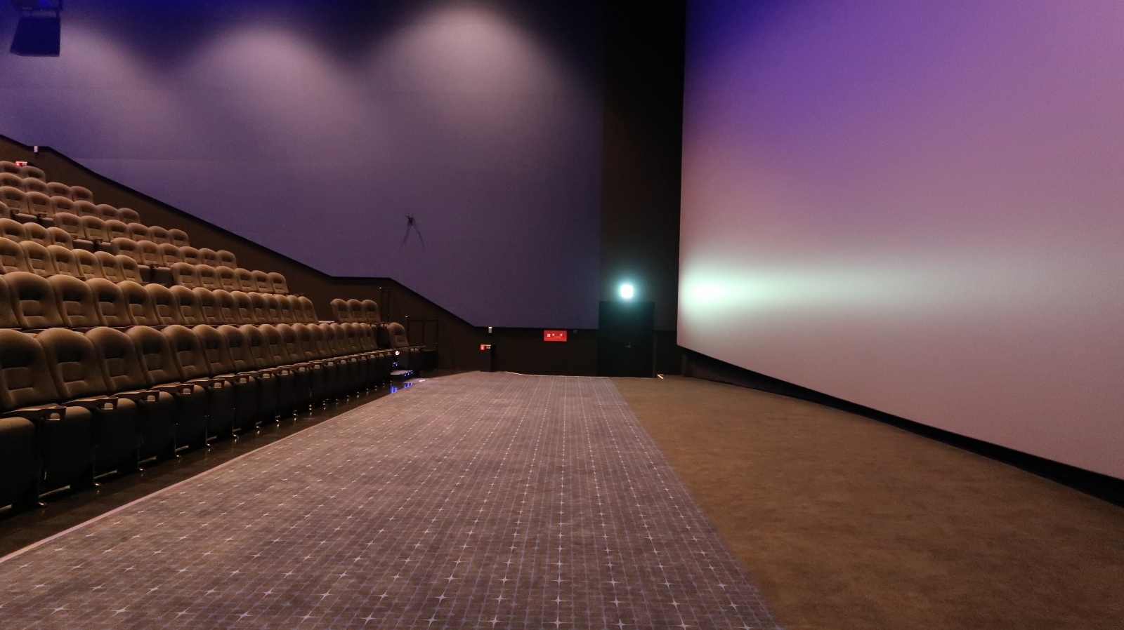 TOHOシネマズ日比谷 【ロビー＆IMAX】 : そこのシネマズ