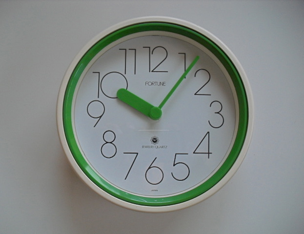 "FORTUNE" JEWELRY QUARTZ CLOCK : ye-ye