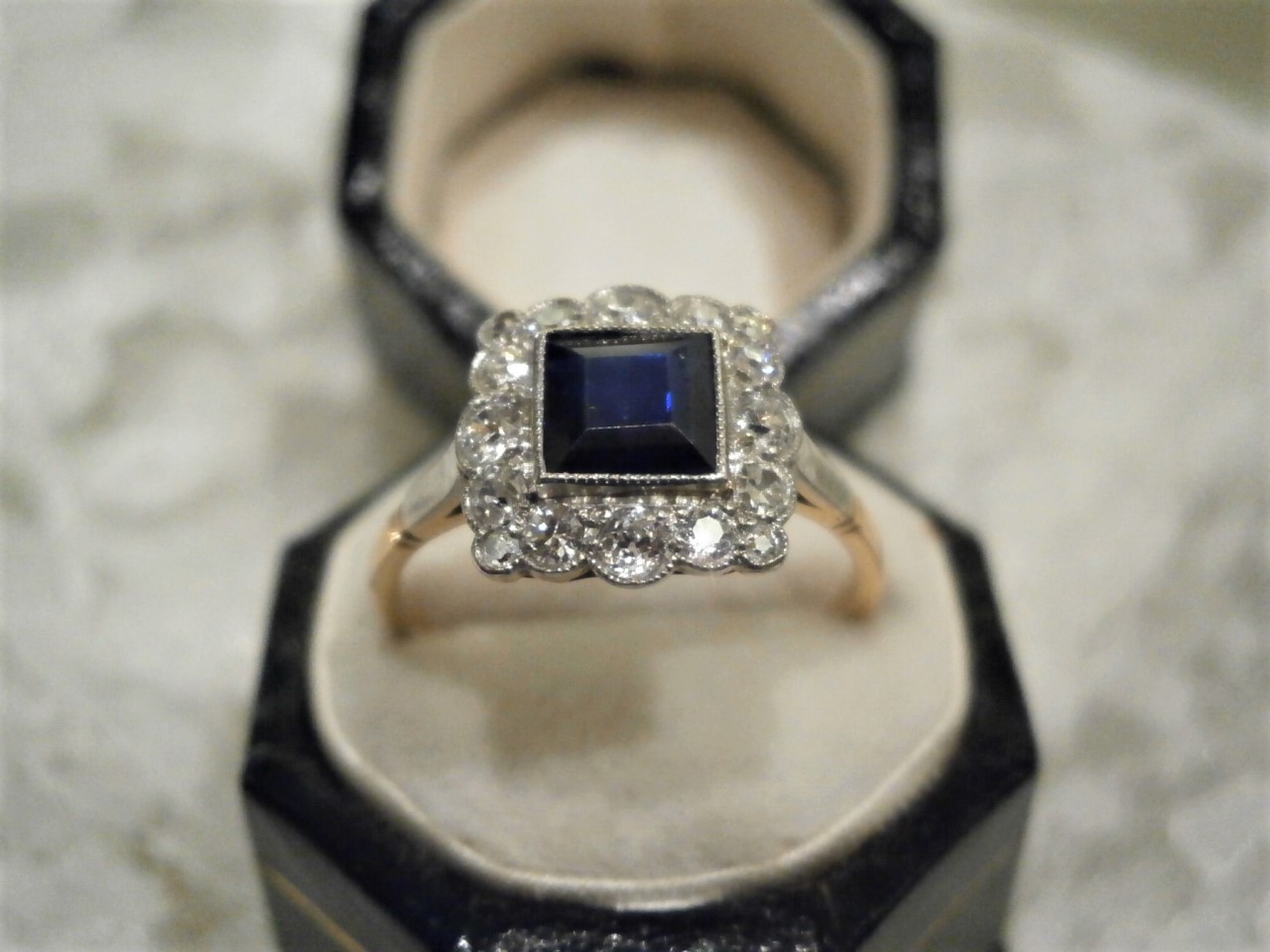 サファイア・ダイヤモンド アールデコリング : AntiqueJewellery サファイア・ダイヤモンド アールデコリング : AntiqueJewellery
