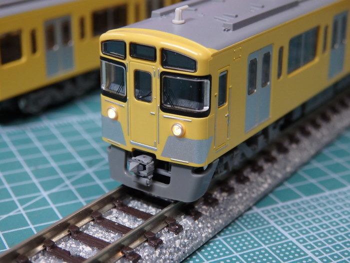 グリーンマックスの♯1233T 西武新2000系 前期型（前面貫通扉窓 小）トータルセットを組んでみる 組める物は組んだ : Sirokamo ...