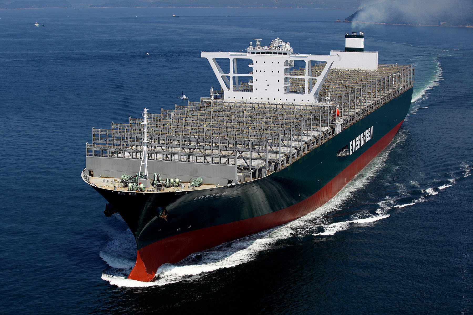 EVERGREEN "EVER GIVEN" : SHIP PHOTO