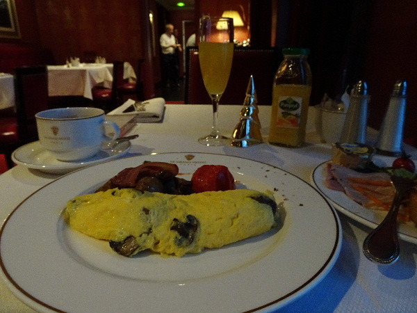 初フランスの旅2018(9) - インターコンチネンタルHパリ・ルグラン ラウンジ編 : Pockieのホテル宿フェチお気楽日記III