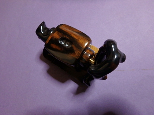 オークション出品 カウンター 黒柿孔雀杢 : へらぶな浮き伝承・雪月花