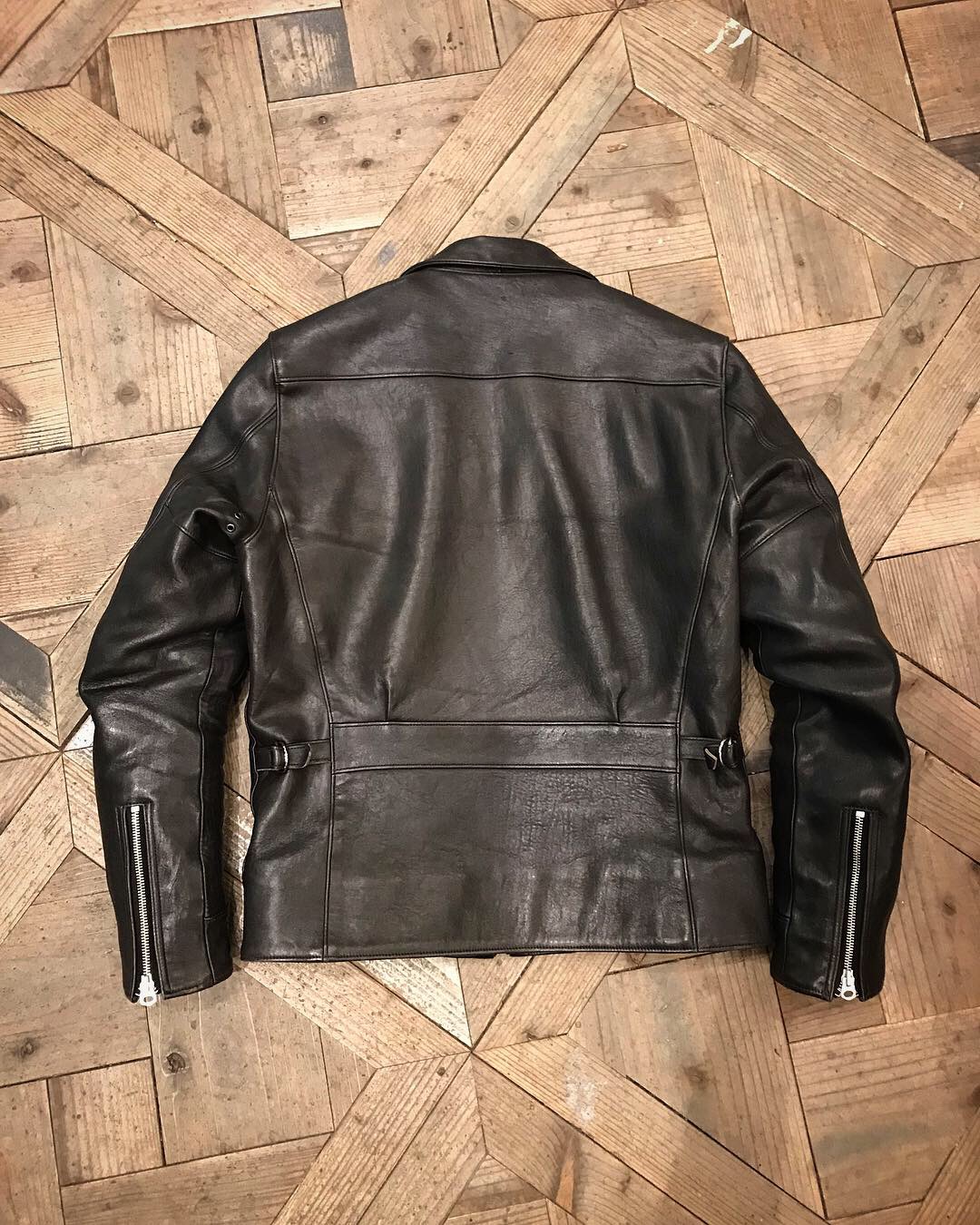 FINE CREEK LEATHERS 2019 A/W : mambo FINE CREEK LEATHERS 2019 A/W : mambo