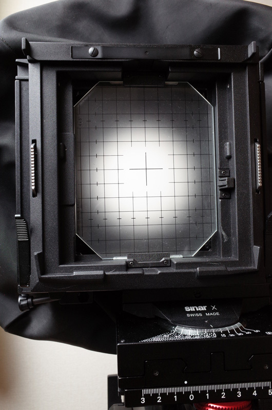 SINAR p/p2/x Tilt & Swing axis : Square Photography