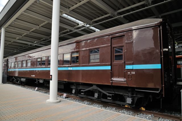 プロムナードエリアの車両たち : 蜜蜂的写真日記