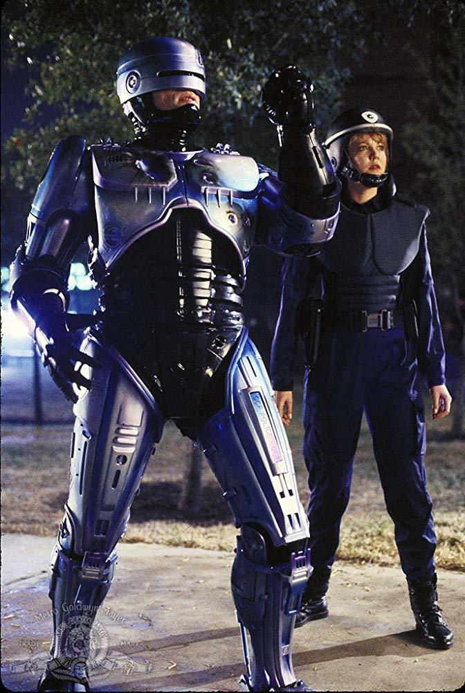 ROBOCOP 2 (1990) : LIVING A BOY'S ADVENTURE TALE