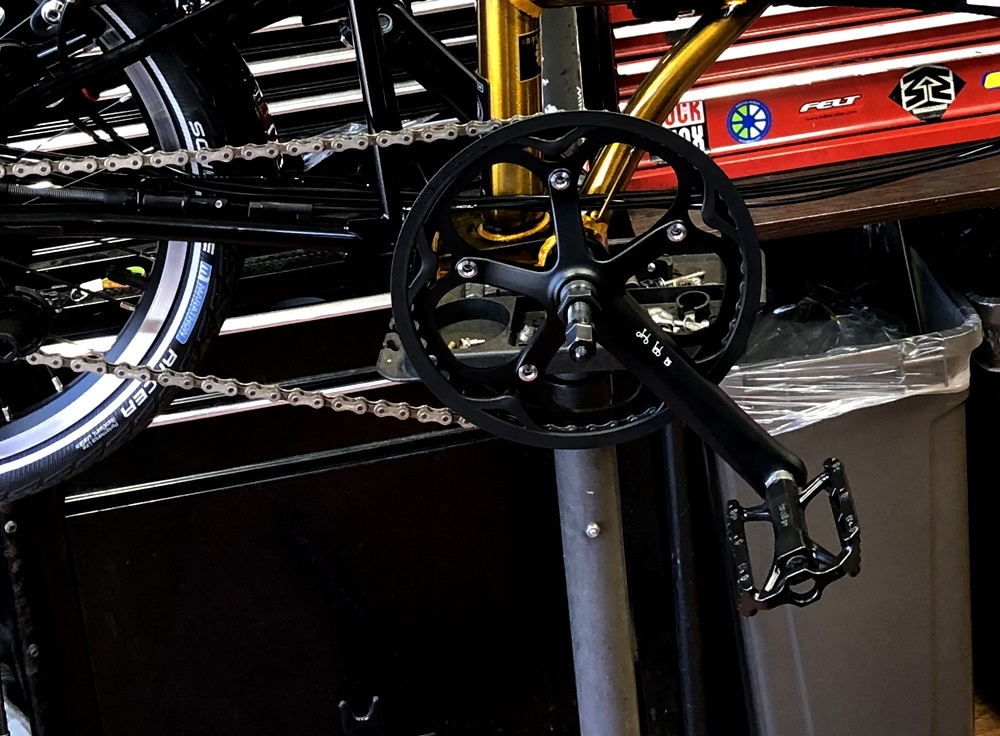 BROMPTON BB交換/TOKEN：TK868CT : カルマックス タジマ -自転車屋さんの スタッフ ブログ