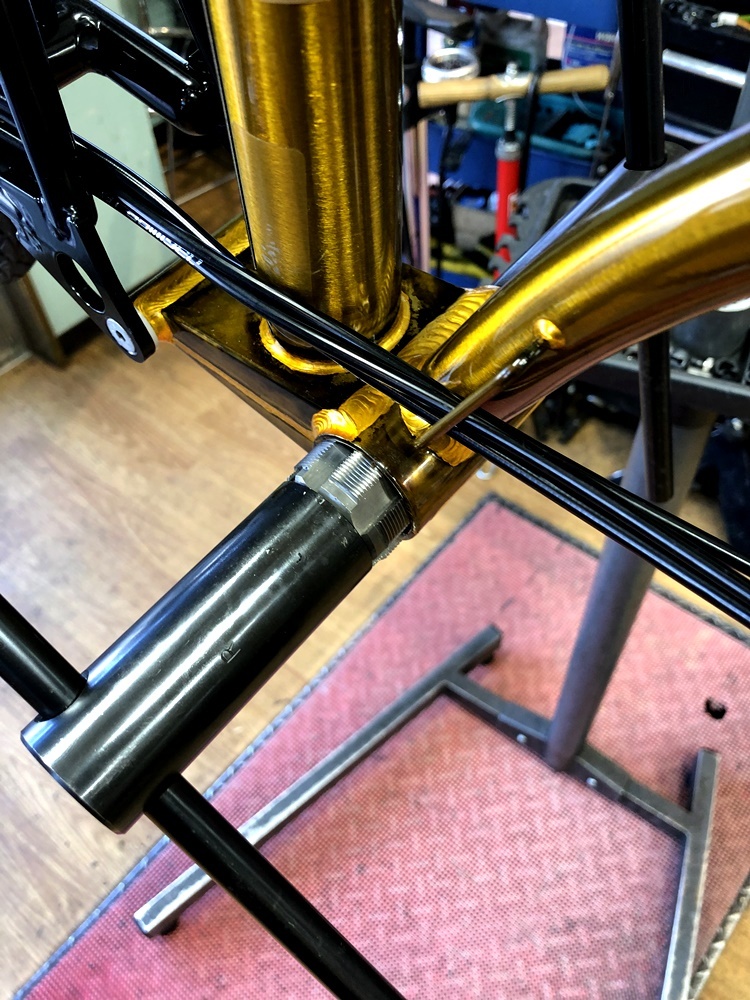 BROMPTON BB交換/TOKEN：TK868CT : カルマックス タジマ -自転車屋さんの スタッフ ブログ