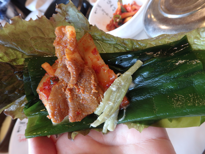 釜山旅行⑥ 「クロサンパッ」で慶州名物サンパッランチ : 毎日徒然良い加減