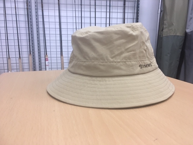 SIMMS SUPERLIGHT BUCKET HAT : 南紀のフライフィッシング(フライショップ ペスカドール)
