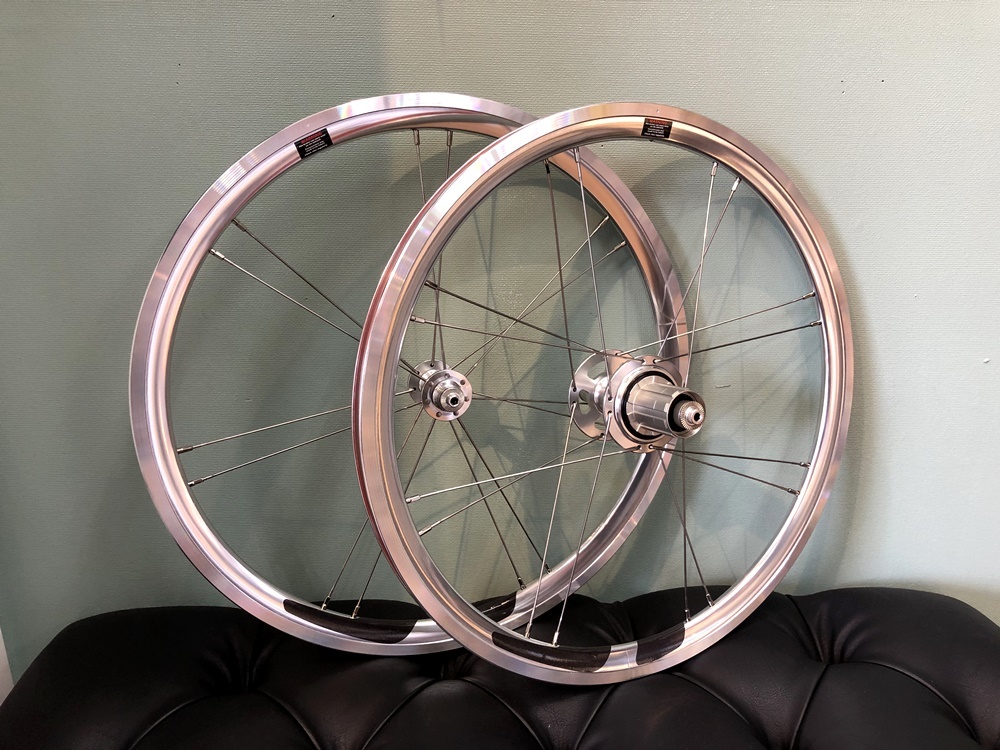 DAHON:Boardwalk D7 11SPEED化 : カルマックス タジマ -自転車屋 DAHON:Boardwalk D7 11SPEED化 : カルマックス タジマ -自転車屋