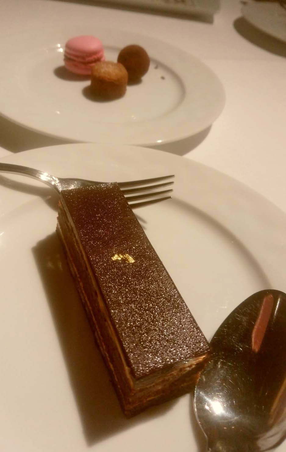 ポール・ボキューズでごちそう食べてワイン三昧しました ポール・ボキューズでごちそう食べてワイン三昧しました