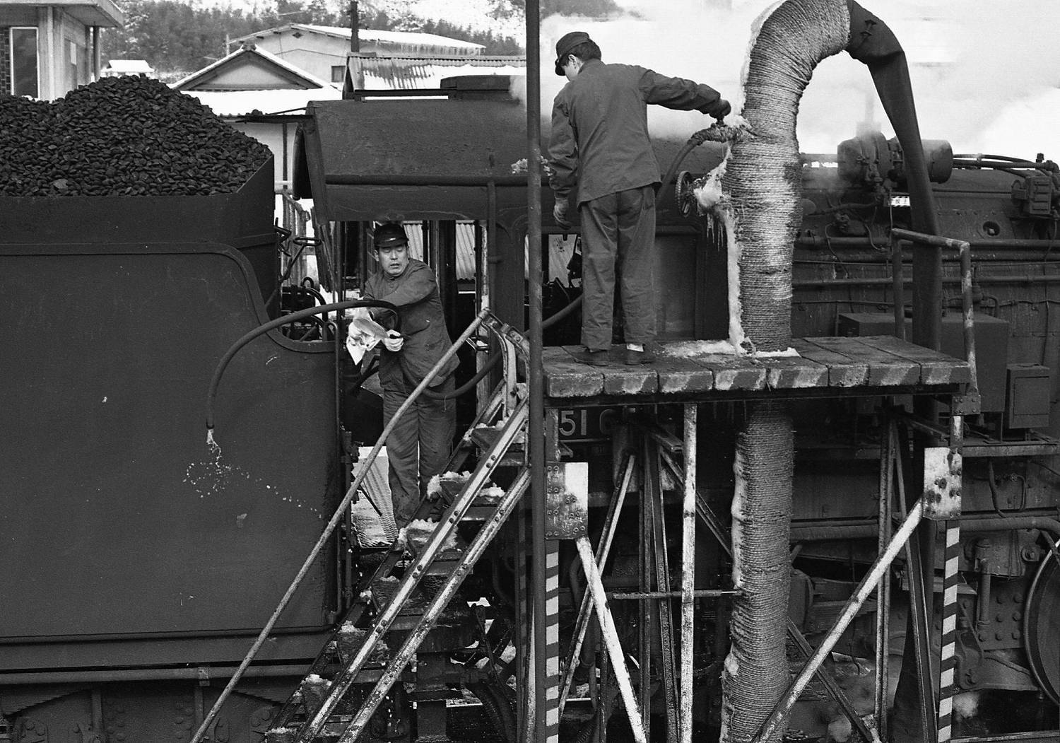 昔、機関区・駅で出会った車輌達（19）新見機関区 D51651 : 南風・しまんと・剣山 ちょこっと・・・