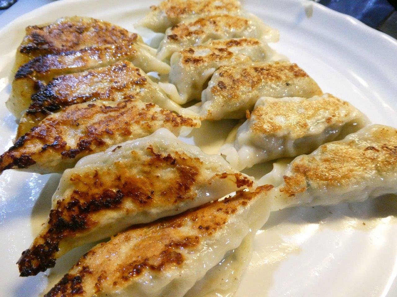 モトイ （MOTOI） フランス料理店の餃子（コロナ対策特集20） : 京都グルメタクシー おいしい京都