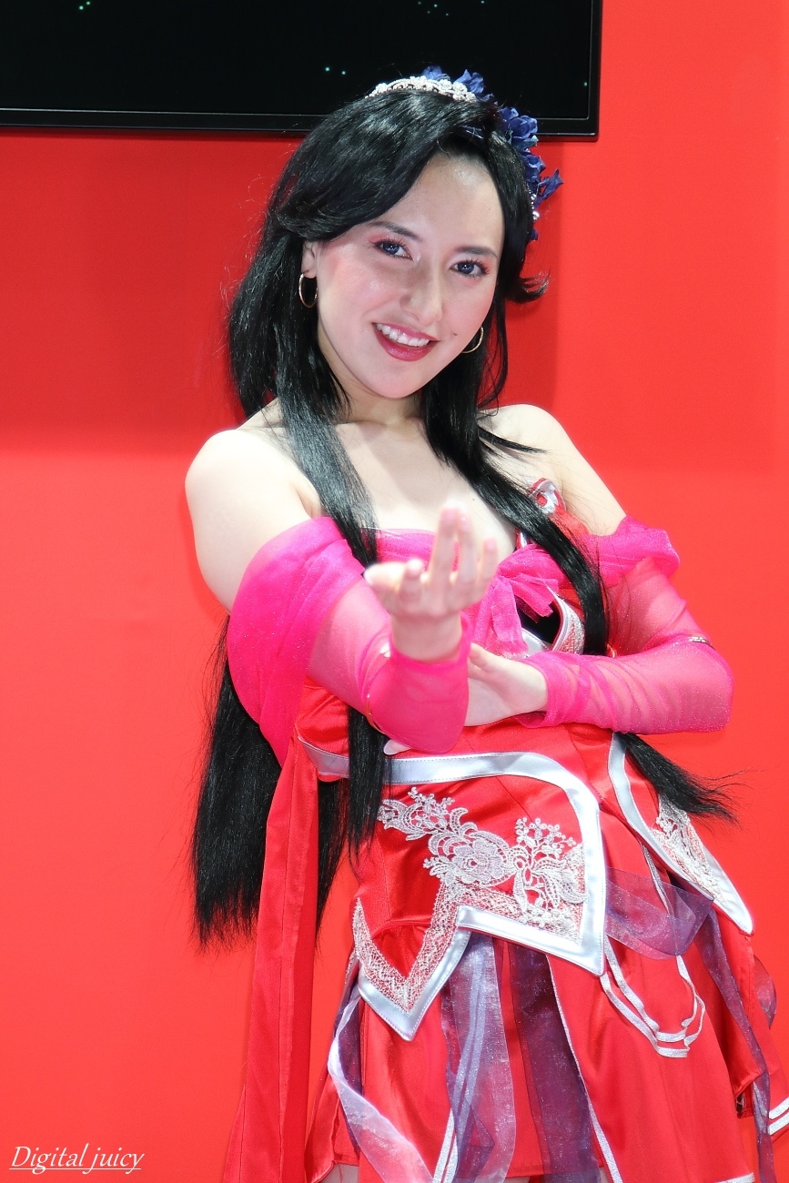 松本リコ さん（6waves ブース） : Digital juicy