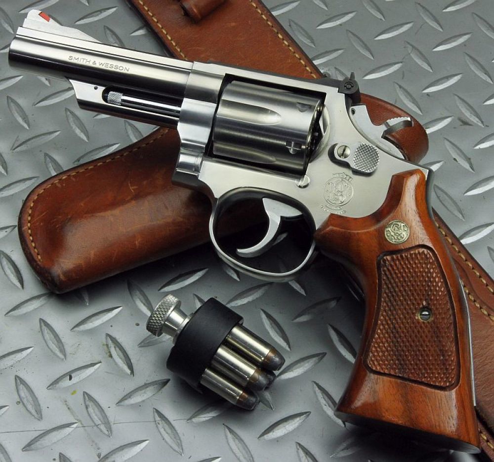 Smith & Wesson Model-66 by TANAKA : "人はパンのみに生きるにあらず" (ケイズ ブログ)