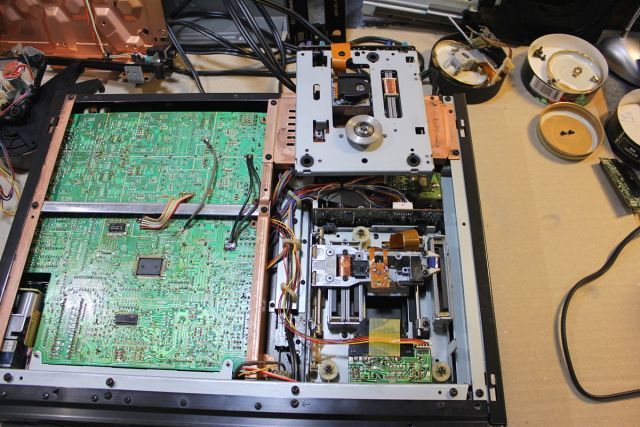 SONY CDP-502ES レーザーダイオード交換・・・失敗！の巻 : 岡山ジャンク倶楽部