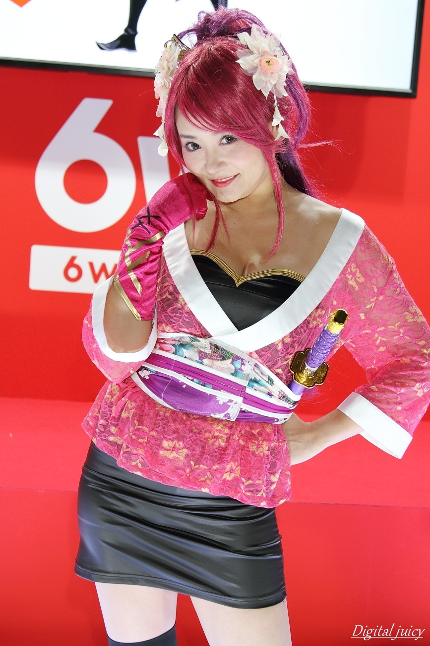 市川みか さん（6waves ブース） : Digital juicy